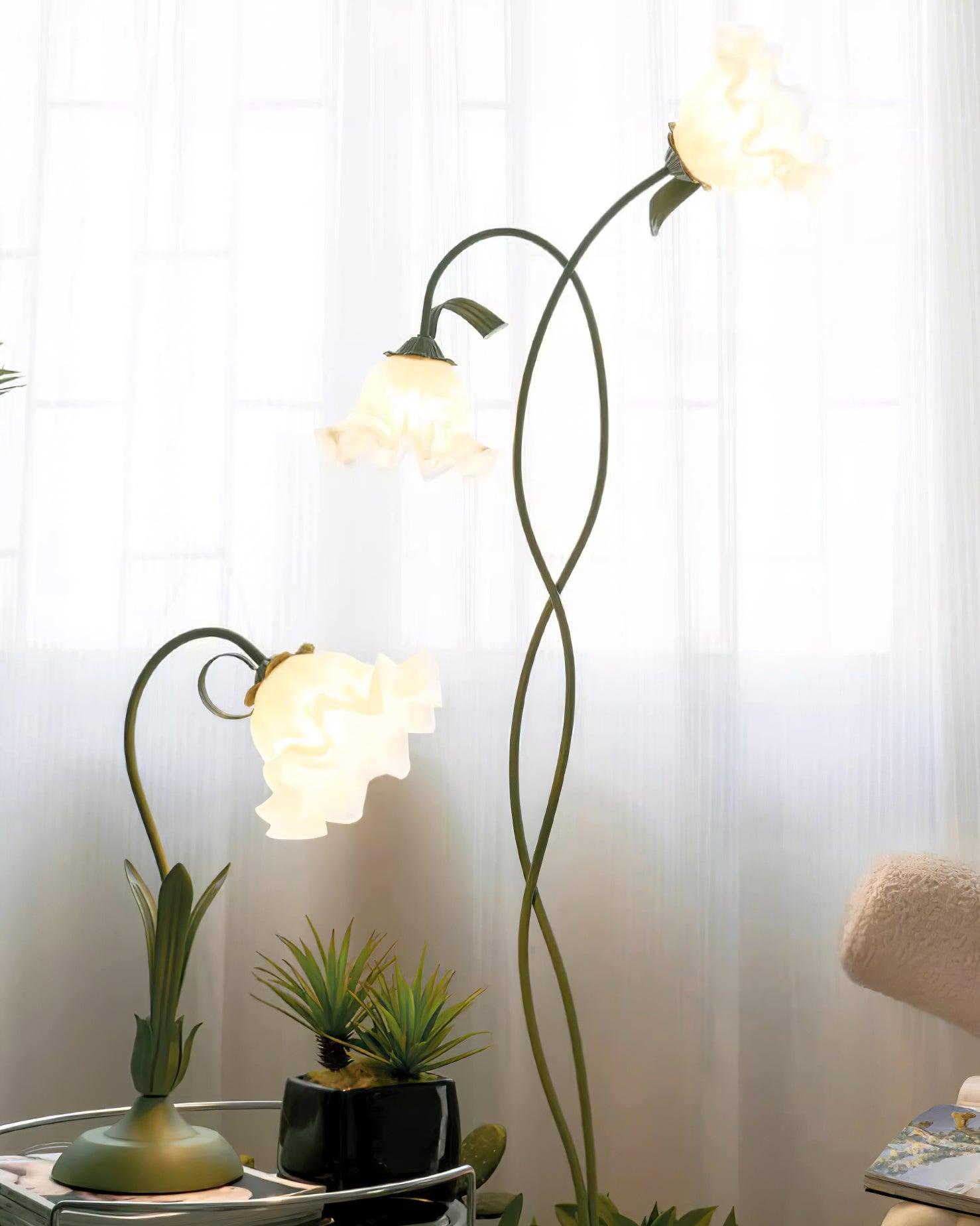 Calla Flowers floor lamp – Arture Lighting